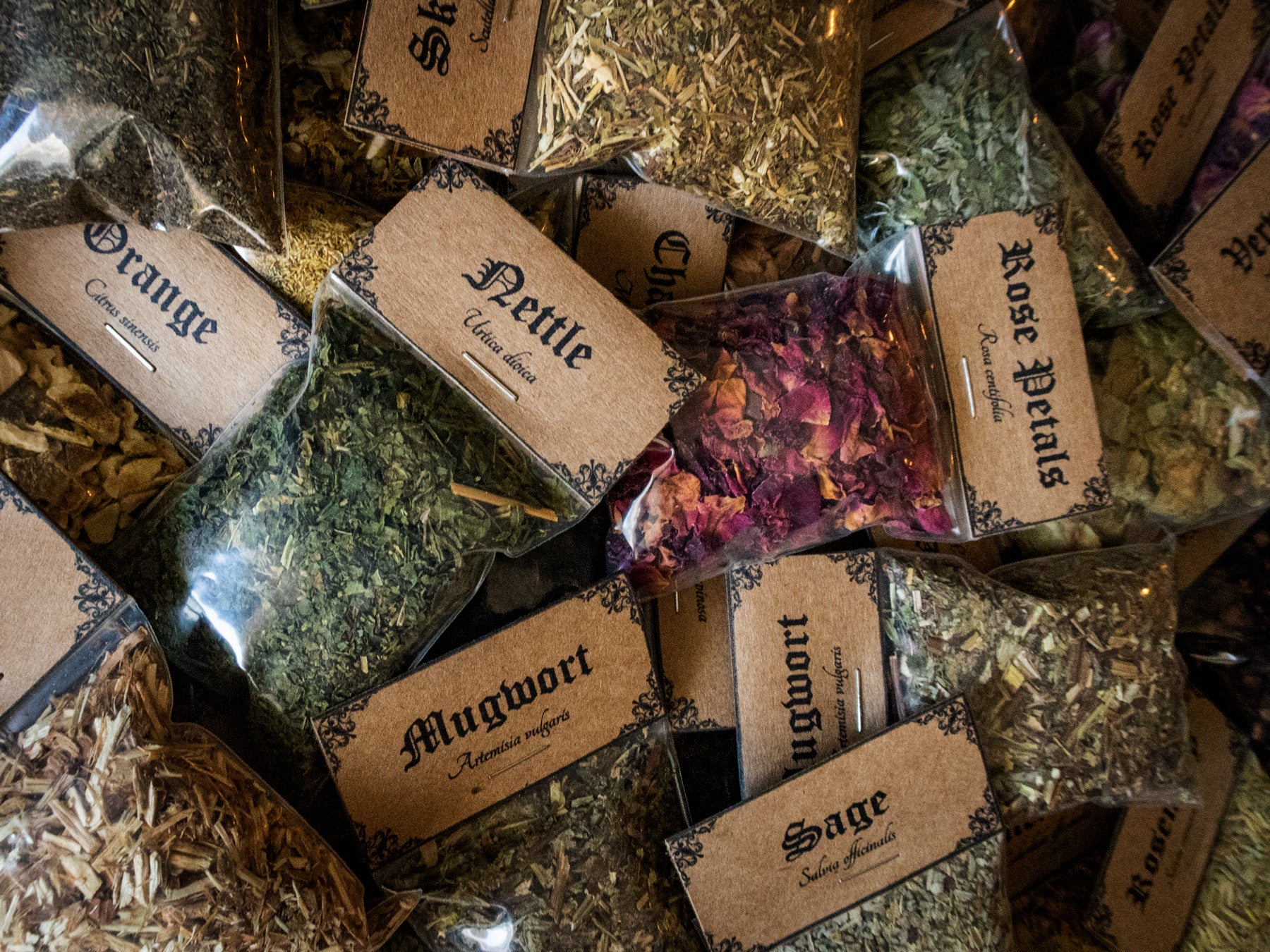 Botanicals – Nyx Apothecary